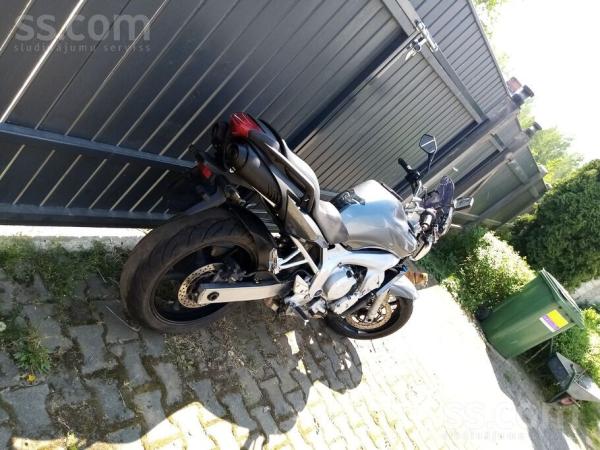 Yamaha FZ 6N 2005 Rīga, ar dzinēja tilpumu 0.60 L un nobraukumu 0 tūkst. km par 2800 €, foto 10 vietnē AUTOMOTO.COM.LV