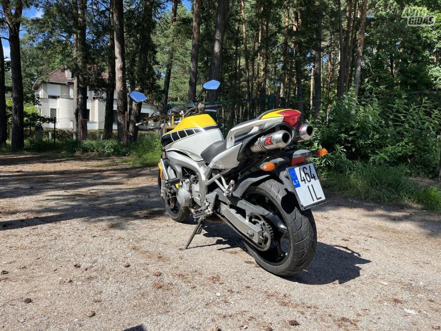 Yamaha FZ 6N 2005 in Kaunas, with an engine capacity of 0.60 L and mileage of 102 thousand km for 2000 €, photo 7 on AUTOMOTO.COM.LV