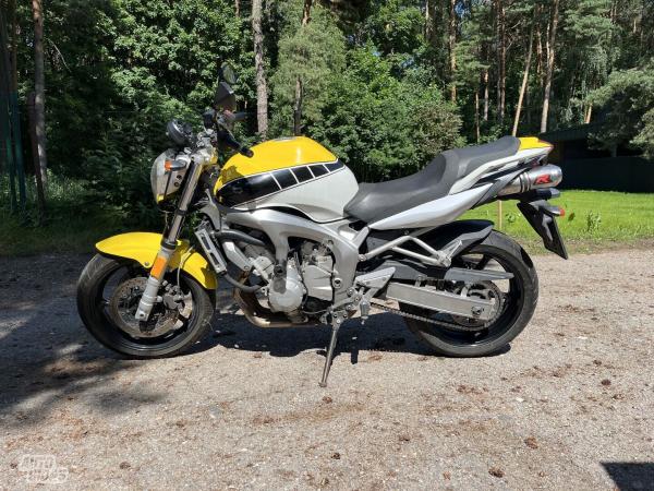 Yamaha FZ 6N 2005 in Kaunas, with an engine capacity of 0.60 L and mileage of 102 thousand km for 2000 €, photo 8 on AUTOMOTO.COM.LV