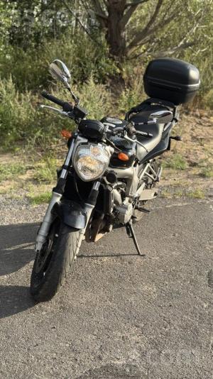Yamaha FZ 6N 2006 in Riga, with an engine capacity of 0.60 L and mileage of 0 thousand km for 2750 €, photo 3 on AUTOMOTO.COM.LV