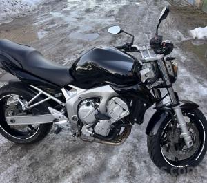 Yamaha FZ 6N 2008 in Ogre, with an engine capacity of 0.60 L and mileage of 0 thousand km for 2500 €, photo 4 on AUTOMOTO.COM.LV