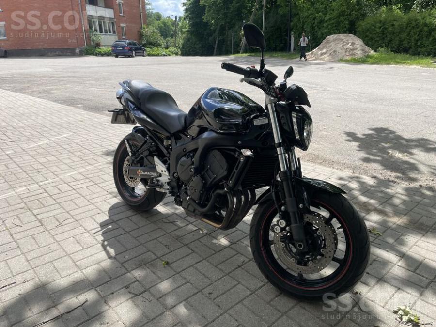 Yamaha FZ 6N 2008 in Bauska, with an engine capacity of 0.60 L and mileage of 0 thousand km for 2800 €, photo 6 on AUTOMOTO.COM.LV