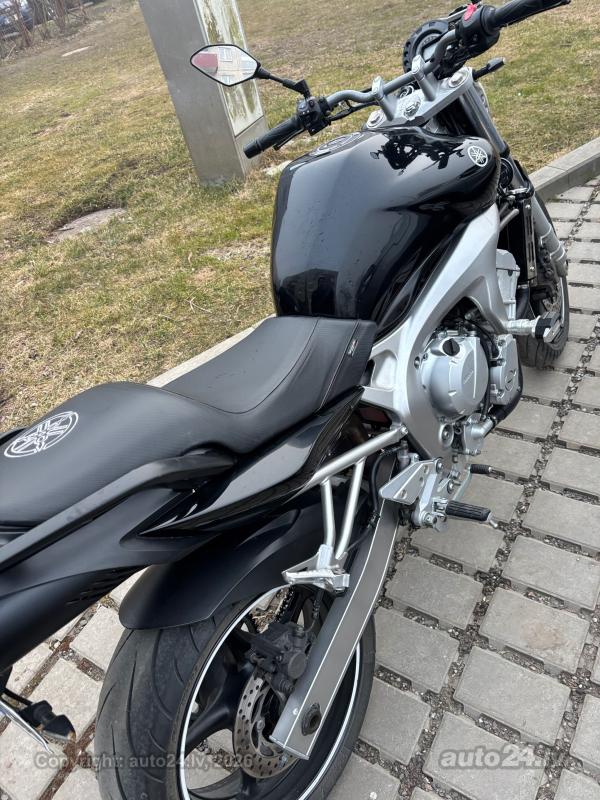 Yamaha FZ 6N 2005 in Tallinn, with an engine capacity of 0.60 L and mileage of 26 thousand km for 2900 €, photo 5 on AUTOMOTO.COM.LV