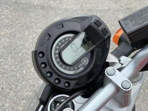 Sarkans Yamaha FZ 6N 2006 Viļņa, ar dzinēja tilpumu 0.60 L un nobraukumu 29 tūkst. km par 2499 €, foto 7 vietnē AUTOMOTO.COM.LV