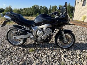 Black Yamaha FZ 6S 2004 in Vilnius, with an engine capacity of 0.60 L and mileage of 60 thousand km for 2400 €, photo  on AUTOMOTO.COM.LV