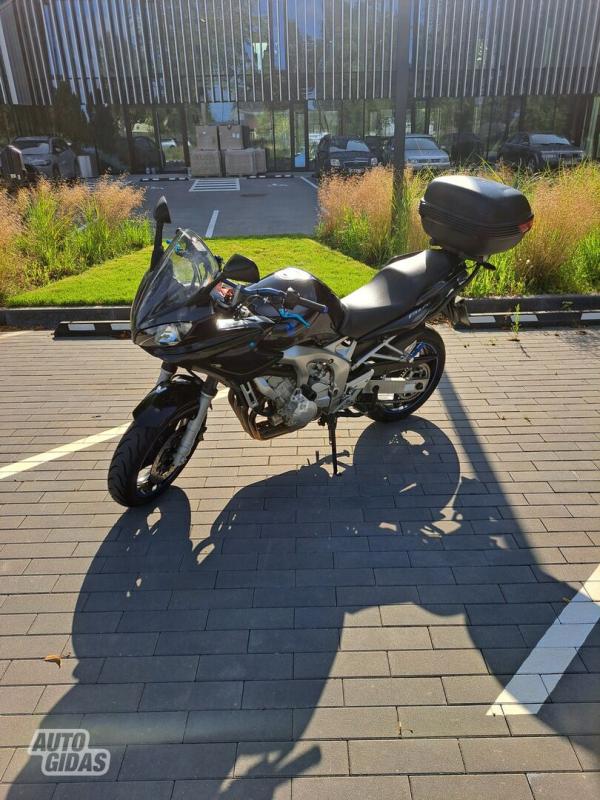 Черный Ямаха FZ 6S 2005 в Каунас, объемом двигателя 0.60 л и пробегом 49 тыс. км за 2500 €, фото 2 на AUTOMOTO.COM.LV