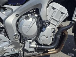 Zils Yamaha FZ 6S 2005 Šauļi, ar dzinēja tilpumu 0.60 L un nobraukumu 36 tūkst. km par 1750 €, foto 7 vietnē AUTOMOTO.COM.LV