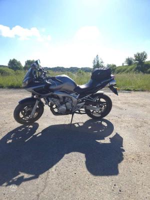 Серый Ямаха FZ 6S 2005 в Вевис, объемом двигателя 0.60 л и пробегом 47 тыс. км за 2500 €, фото 7 на AUTOMOTO.COM.LV