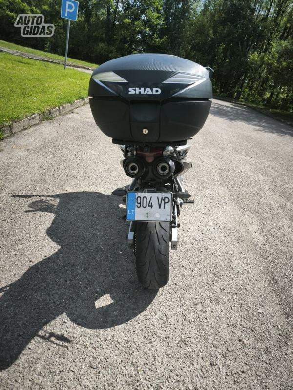 Grey Yamaha FZ 6S 2024 in Kaisiadorys, with an engine capacity of 0.60 L and mileage of 19 thousand km for 2200 €, photo 5 on AUTOMOTO.COM.LV