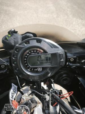 Grey Yamaha FZ 6S 2024 in Kaisiadorys, with an engine capacity of 0.60 L and mileage of 19 thousand km for 2200 €, photo 13 on AUTOMOTO.COM.LV