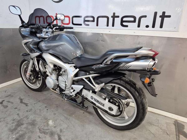 Yamaha FZ 6S 2004 in Kaunas, with an engine capacity of 0.60 L and mileage of 22 thousand km for 2700 €, photo 9 on AUTOMOTO.COM.LV
