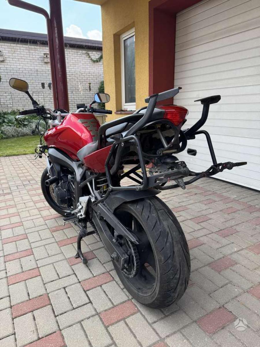 Yamaha FZ 6S 2007 in Taurage, with an engine capacity of 0.00 L and mileage of 30 thousand km for 123 €, photo 5 on AUTOMOTO.COM.LV