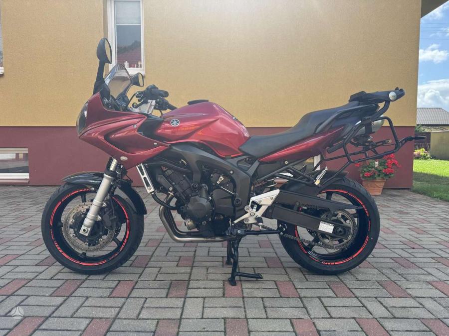 Yamaha FZ 6S 2007 Tauragė, ar dzinēja tilpumu 0.60 L un nobraukumu 31 tūkst. km par 2499 €, foto 1 vietnē AUTOMOTO.COM.LV