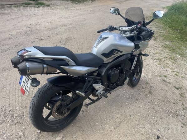 Yamaha FZ 6S 2008 Daugavpils, ar dzinēja tilpumu 0.60 L un nobraukumu 0 tūkst. km par 3000 €, foto 6 vietnē AUTOMOTO.COM.LV
