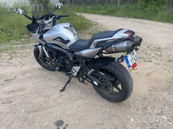 Yamaha FZ 6S 2008 Daugavpils, ar dzinēja tilpumu 0.60 L un nobraukumu 0 tūkst. km par 3000 €, foto 7 vietnē AUTOMOTO.COM.LV