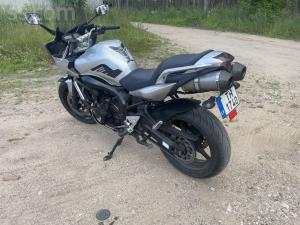 Yamaha FZ 6S 2008 Daugavpils, ar dzinēja tilpumu 0.60 L un nobraukumu 0 tūkst. km par 3000 €, foto 8 vietnē AUTOMOTO.COM.LV