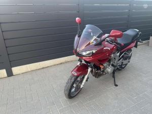 Sarkans Yamaha FZ 6S 2004 Kretinga, ar dzinēja tilpumu 0.60 L un nobraukumu 15 tūkst. km par 2800 €, foto 3 vietnē AUTOMOTO.COM.LV