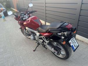 Sarkans Yamaha FZ 6S 2004 Kretinga, ar dzinēja tilpumu 0.60 L un nobraukumu 15 tūkst. km par 2800 €, foto 6 vietnē AUTOMOTO.COM.LV