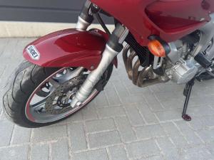 Sarkans Yamaha FZ 6S 2004 Kretinga, ar dzinēja tilpumu 0.60 L un nobraukumu 15 tūkst. km par 2800 €, foto 8 vietnē AUTOMOTO.COM.LV