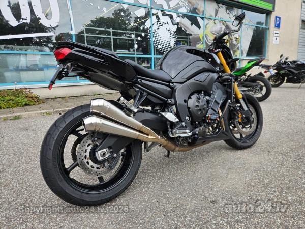 Черный Ямаха FZ 8 2010 в Таллин, объемом двигателя 0.78 л и пробегом 58 тыс. км за 3900 €, фото 4 на AUTOMOTO.COM.LV