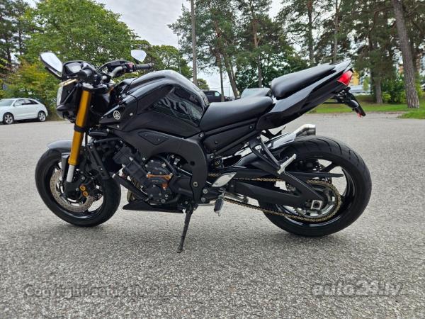 Черный Ямаха FZ 8 2010 в Таллин, объемом двигателя 0.78 л и пробегом 58 тыс. км за 3900 €, фото 6 на AUTOMOTO.COM.LV