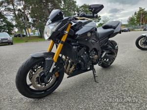 Black Yamaha FZ 8 2010 in Tallinn, with an engine capacity of 0.78 L and mileage of 58 thousand km for 3900 €, photo 7 on AUTOMOTO.COM.LV