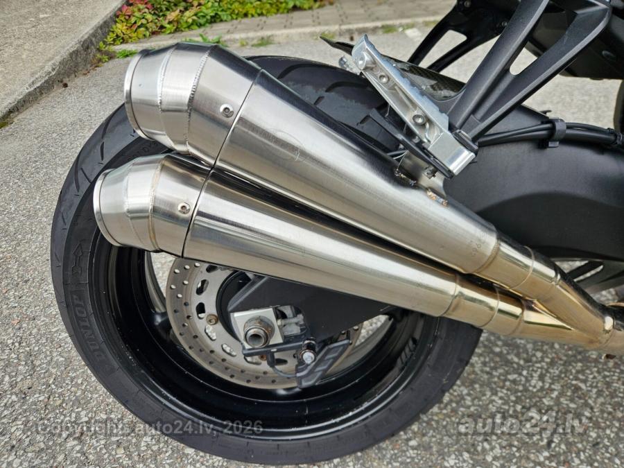 Black Yamaha FZ 8 2010 in Tallinn, with an engine capacity of 0.78 L and mileage of 58 thousand km for 3900 €, photo 9 on AUTOMOTO.COM.LV