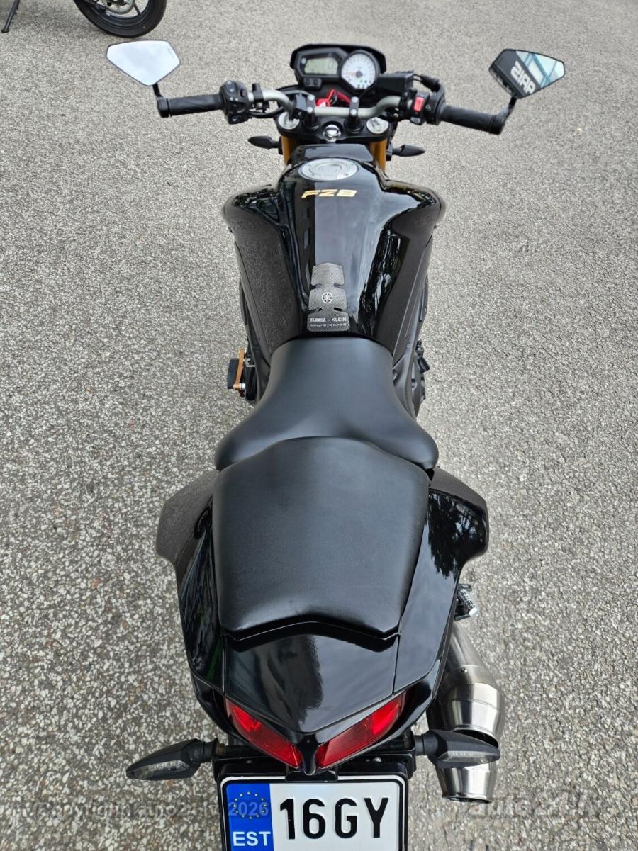 Black Yamaha FZ 8 2010 in Tallinn, with an engine capacity of 0.78 L and mileage of 58 thousand km for 3900 €, photo 10 on AUTOMOTO.COM.LV