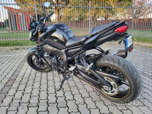 Melns Yamaha FZ 8 2011 Tartu, ar dzinēja tilpumu 0.80 L un nobraukumu 25 tūkst. km par 4000 €, foto 5 vietnē AUTOMOTO.COM.LV