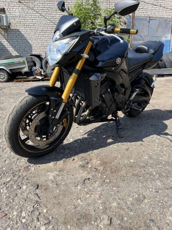Черный Ямаха FZ 8 2011 в Скаудвеле, объемом двигателя 0.80 л и пробегом 34 тыс. км за 4600 €, фото 1 на AUTOMOTO.COM.LV