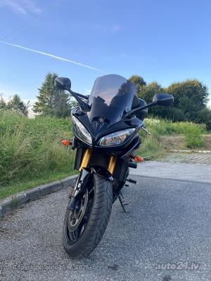 Черный Ямаха FZ 8 2011 в Таллин, объемом двигателя 0.78 л и пробегом 46 тыс. км за 3200 €, фото 3 на AUTOMOTO.COM.LV