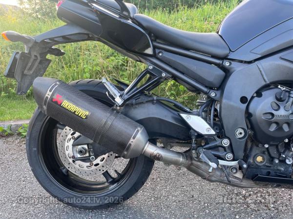Черный Ямаха FZ 8 2011 в Таллин, объемом двигателя 0.78 л и пробегом 46 тыс. км за 3200 €, фото 7 на AUTOMOTO.COM.LV