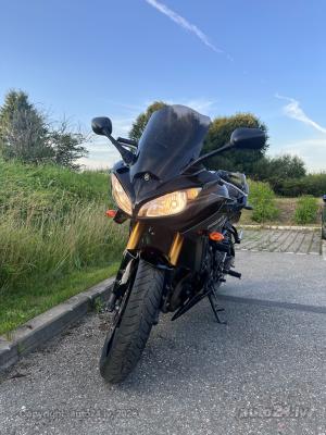 Черный Ямаха FZ 8 2011 в Таллин, объемом двигателя 0.78 л и пробегом 46 тыс. км за 3200 €, фото 12 на AUTOMOTO.COM.LV