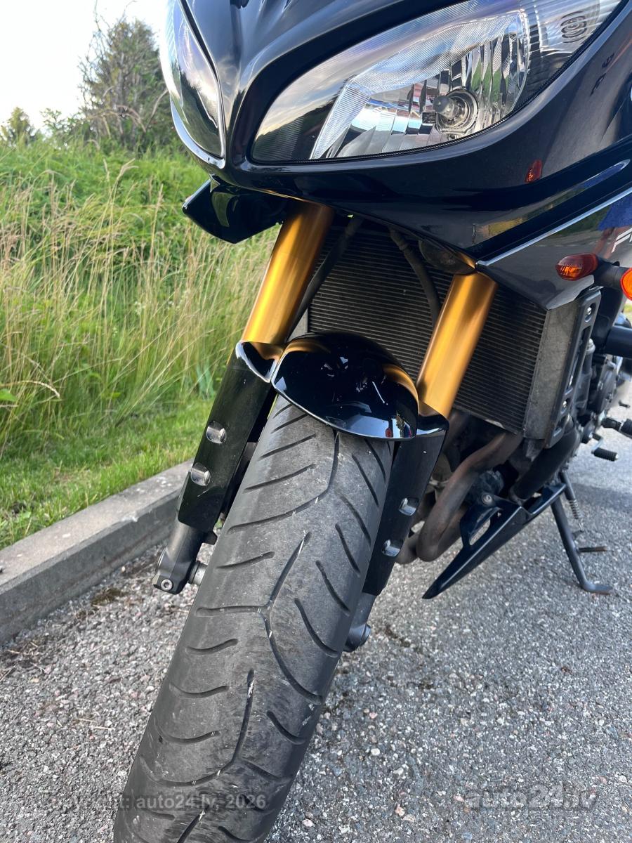 Черный Ямаха FZ 8 2011 в Таллин, объемом двигателя 0.78 л и пробегом 46 тыс. км за 3200 €, фото 14 на AUTOMOTO.COM.LV