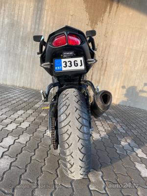 Черный Ямаха FZ 8 2012 в Таллин, объемом двигателя 0.78 л и пробегом 0 тыс. км за 4300 €, фото 6 на AUTOMOTO.COM.LV