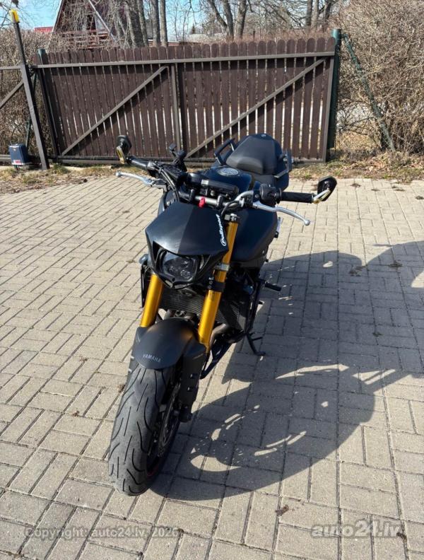 Черный Ямаха FZ 8 2014 в Таллин, объемом двигателя 0.80 л и пробегом 25 тыс. км за 4999 €, фото 1 на AUTOMOTO.COM.LV