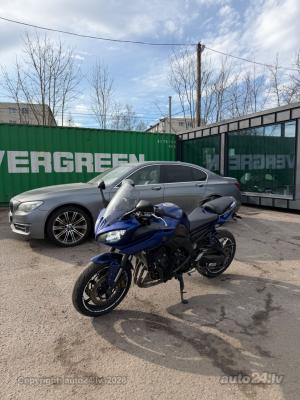 Yamaha FZ 8 2010 in Tallinn, with an engine capacity of 0.78 L and mileage of 0 thousand km for 3499 €, photo 3 on AUTOMOTO.COM.LV