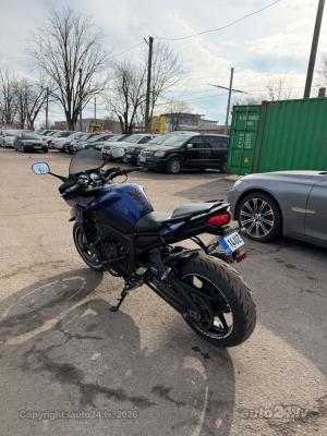 Yamaha FZ 8 2010 in Tallinn, with an engine capacity of 0.78 L and mileage of 0 thousand km for 3499 €, photo 4 on AUTOMOTO.COM.LV