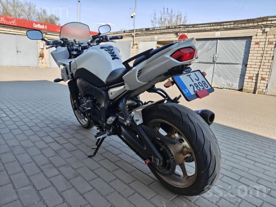 Yamaha FZ 8 2010 Rīga, ar dzinēja tilpumu 0.80 L un nobraukumu 0 tūkst. km par 3900 €, foto 4 vietnē AUTOMOTO.COM.LV