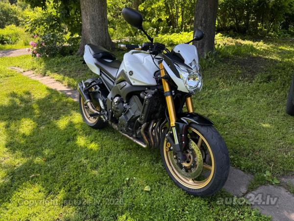Yamaha FZ 8 2010 in Tallinn, with an engine capacity of 0.78 L and mileage of 53 thousand km for 3800 €, photo 5 on AUTOMOTO.COM.LV