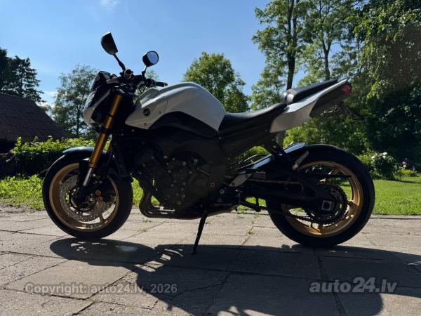 Yamaha FZ 8 2010 in Tallinn, with an engine capacity of 0.78 L and mileage of 53 thousand km for 3800 €, photo 6 on AUTOMOTO.COM.LV