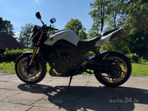 Ямаха FZ 8 2010 в Таллин, объемом двигателя 0.78 л и пробегом 53 тыс. км за 3800 €, фото 7 на AUTOMOTO.COM.LV