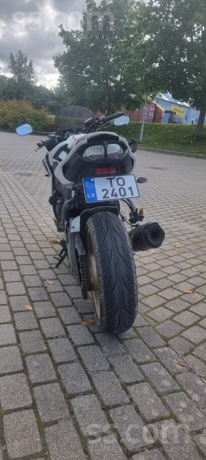 Ямаха FZ 8 2010 в Добеле, объемом двигателя 0.80 л и пробегом 0 тыс. км за 4400 €, фото 5 на AUTOMOTO.COM.LV
