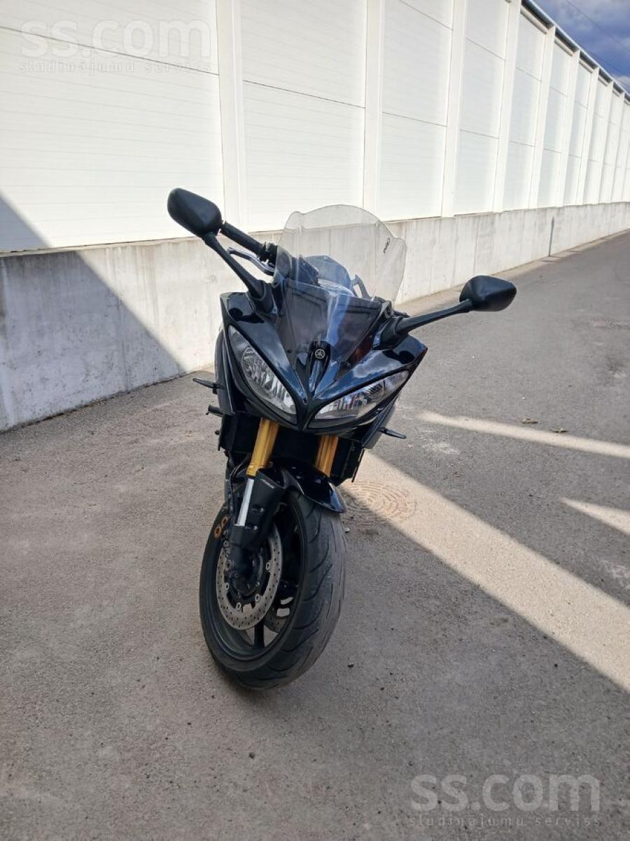 Yamaha FZ 8 2011 in Riga, with an engine capacity of 0.80 L and mileage of 0 thousand km for 4000 €, photo 7 on AUTOMOTO.COM.LV