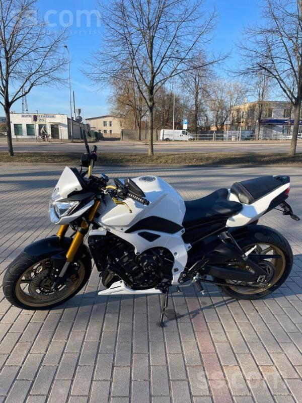 Ямаха FZ 8 2011 в Елгава, объемом двигателя 0.78 л и пробегом 0 тыс. км за 3900 €, фото 5 на AUTOMOTO.COM.LV