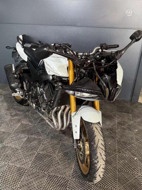 Yamaha FZ 8 2011 Tauragė, ar dzinēja tilpumu 0.80 L un nobraukumu 30 tūkst. km par 1950 €, foto 6 vietnē AUTOMOTO.COM.LV