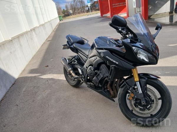 Yamaha FZ 8 2011 Rīga vietnē Yamaha FZ 8 2011 Rīga, ar dzinēja tilpumu 0.80 L un nobraukumu 0 tūkst. km par 3700 €, foto 1 vietnē AUTOMOTO.COM.LV
