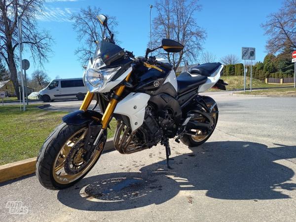 Yamaha FZ 8 2012 Viļņa, ar dzinēja tilpumu 0.80 L un nobraukumu 46 tūkst. km par 3500 €, foto 1 vietnē AUTOMOTO.COM.LV