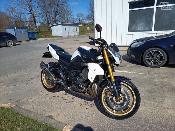 Yamaha FZ 8 2012 Viļņa, ar dzinēja tilpumu 0.80 L un nobraukumu 46 tūkst. km par 3500 €, foto 3 vietnē AUTOMOTO.COM.LV