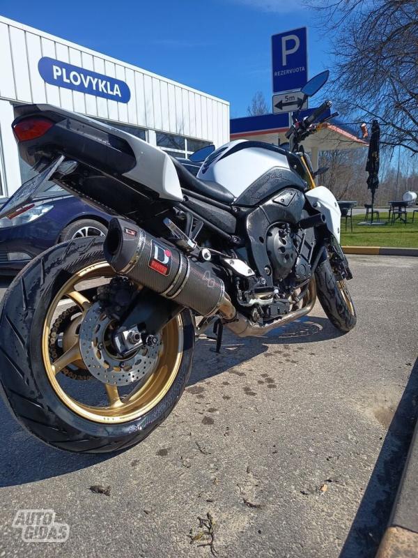 Yamaha FZ 8 2012 Viļņa, ar dzinēja tilpumu 0.80 L un nobraukumu 46 tūkst. km par 3500 €, foto 5 vietnē AUTOMOTO.COM.LV